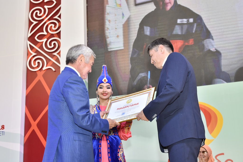 Kazchrome ranks among the best employers for working mothers - Kazchrome